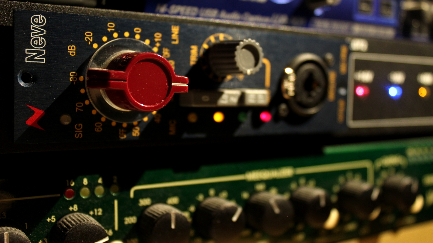 Studio – BENJAMIN BOSSONE